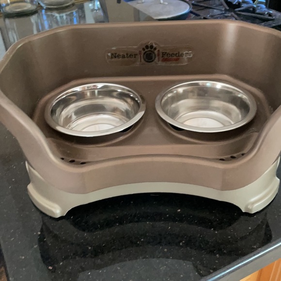 Neater Pets | Dog | Neater Feeder Deluxe Dog Or Cat Feeder | Poshmark